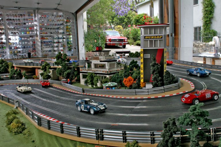 Farrout Slot Car Raceway - Farr Out Slot Car Racing