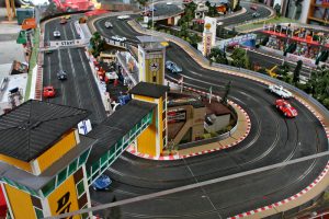 Farrout Slot Car Raceway - Farr Out Slot Car Racing